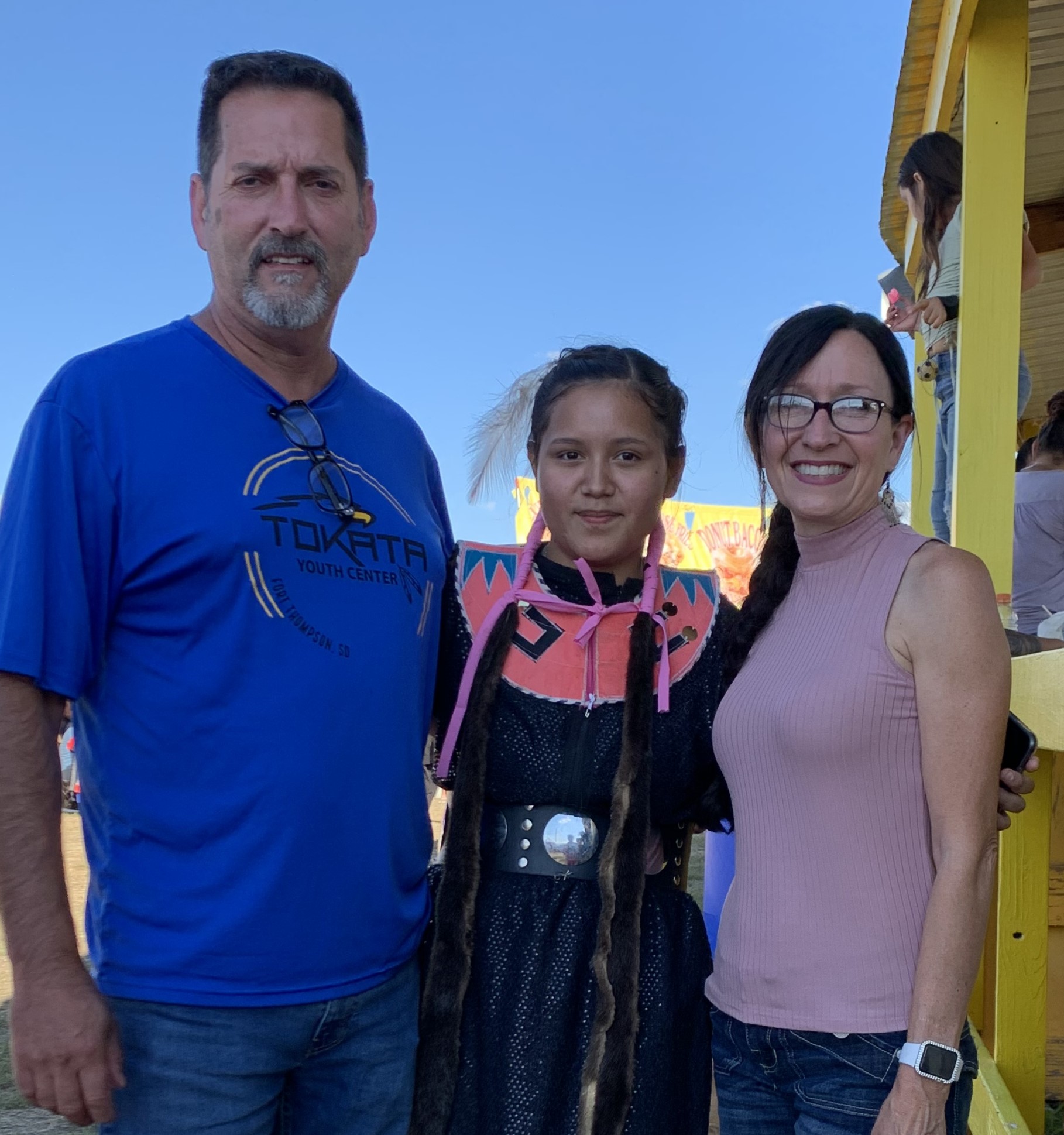 Dave & Vicki Thomas - Sheltering Wings